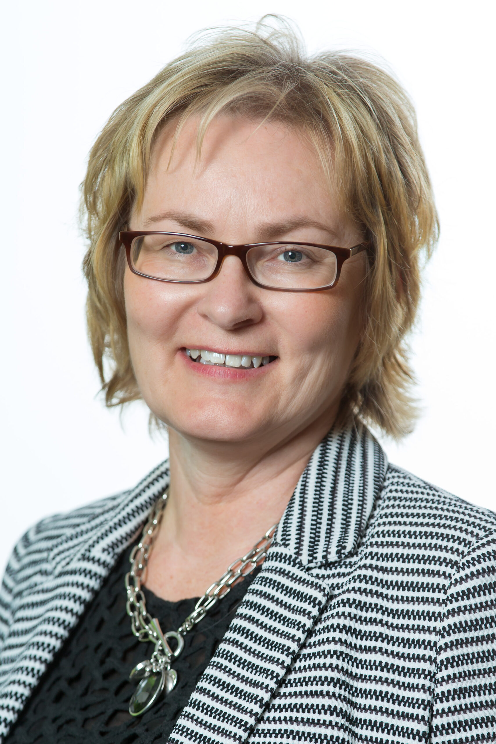 Esther Price - Cwmpas