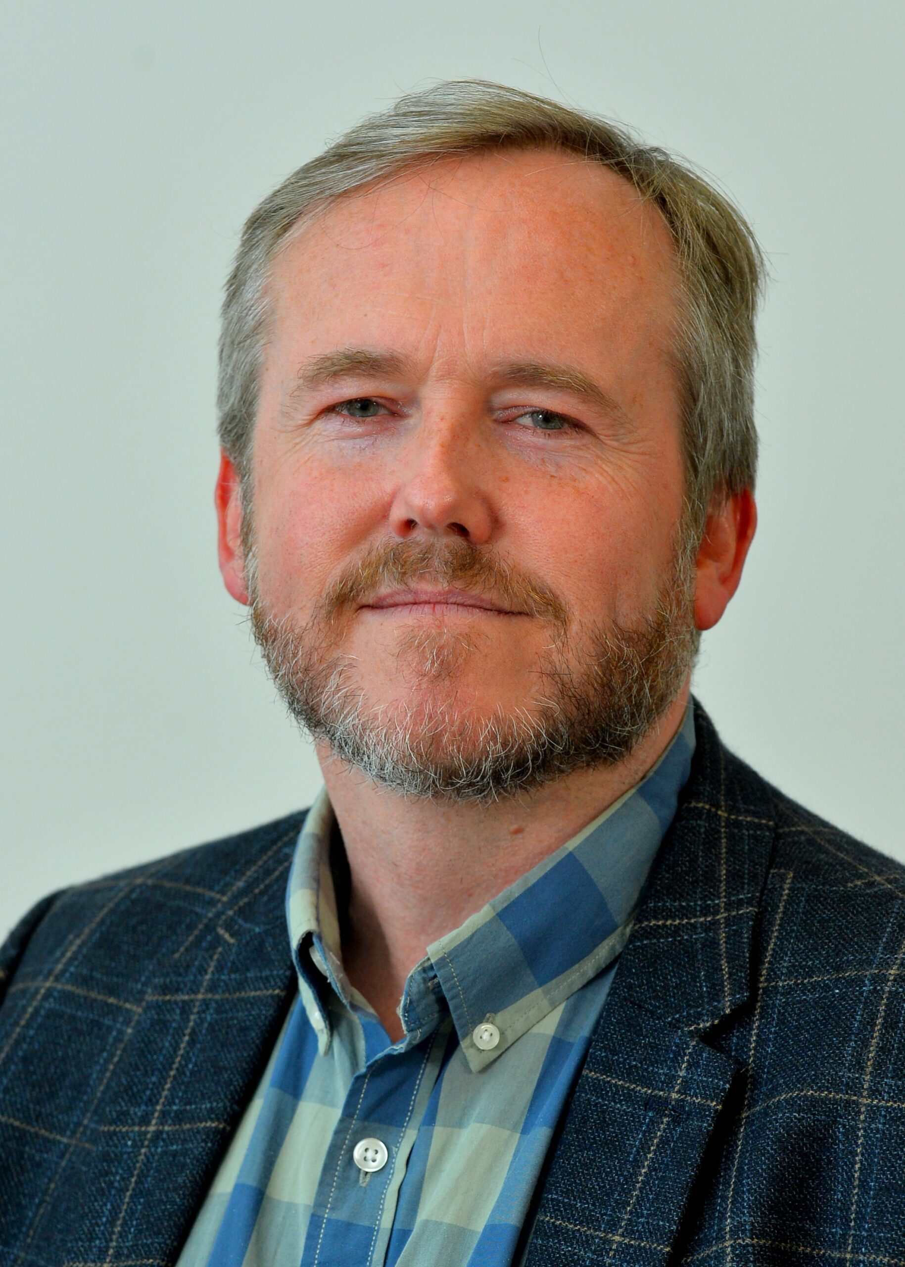 Glenn Bowen - Cwmpas